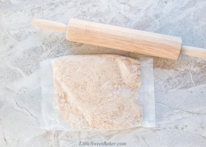 Skor Bars with Ritz Crackers (aka White Trash Bars) - Little Sweet Baker